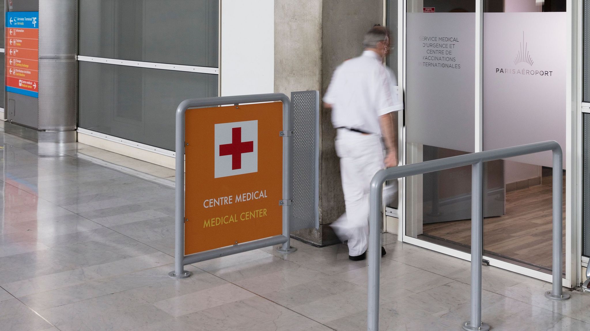 Pharmacies & Health Services at Paris Charles de Gaulle – Paris Aéroport