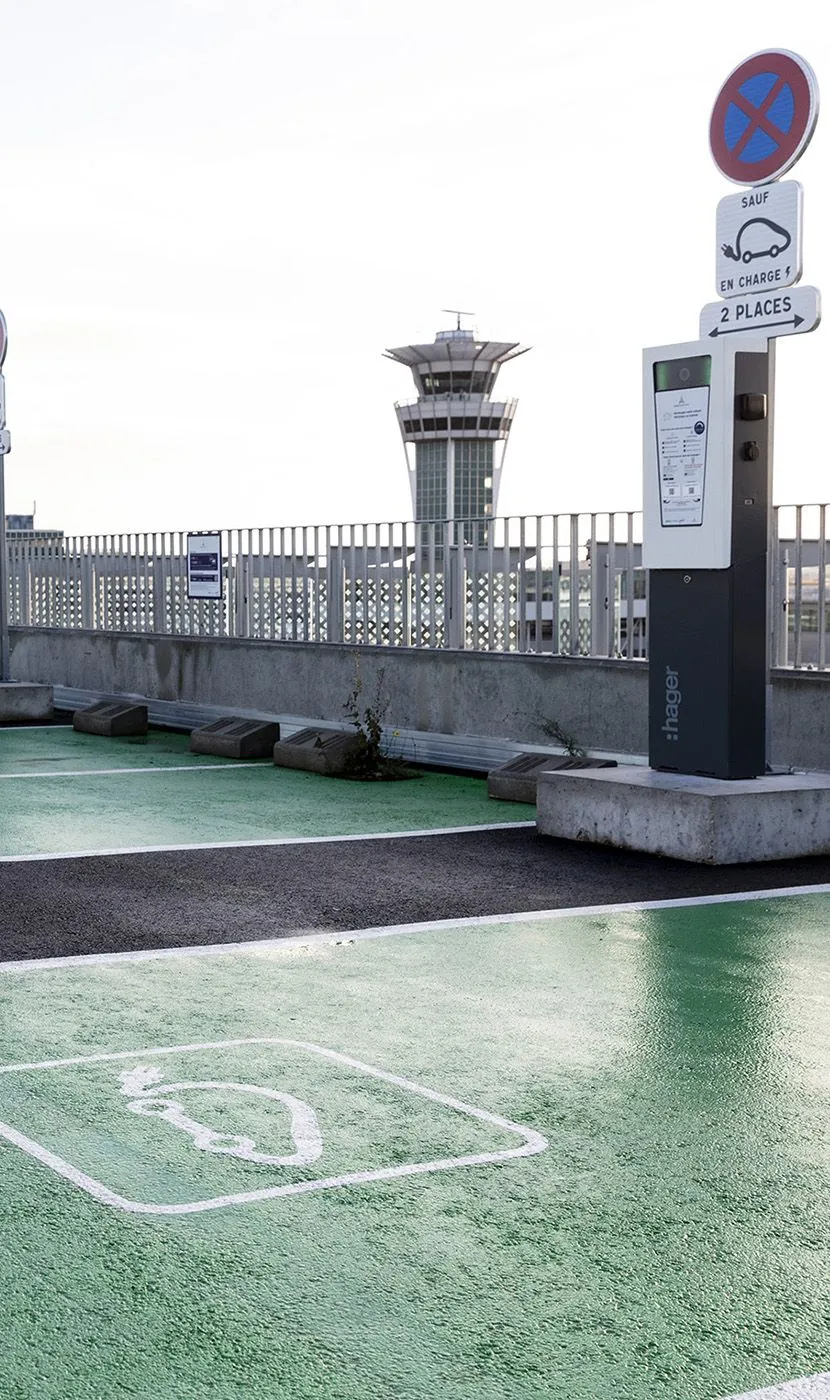 Parkings économiques à l'aéroport Paris-Orly - Paris Aéroport